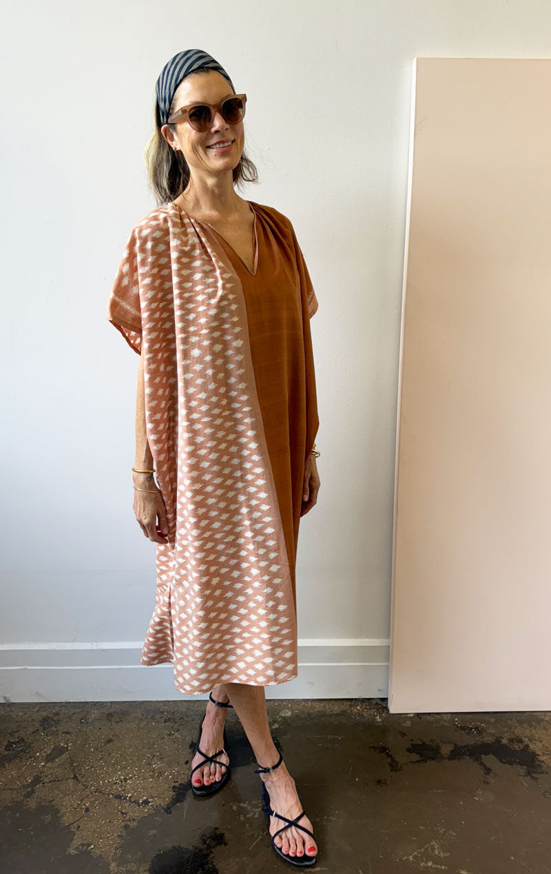 Ikat dress in Terracotta/Peach – Two